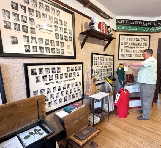 Memory tours: Harbour House offers 2 floors of exhibits in Crystal ...